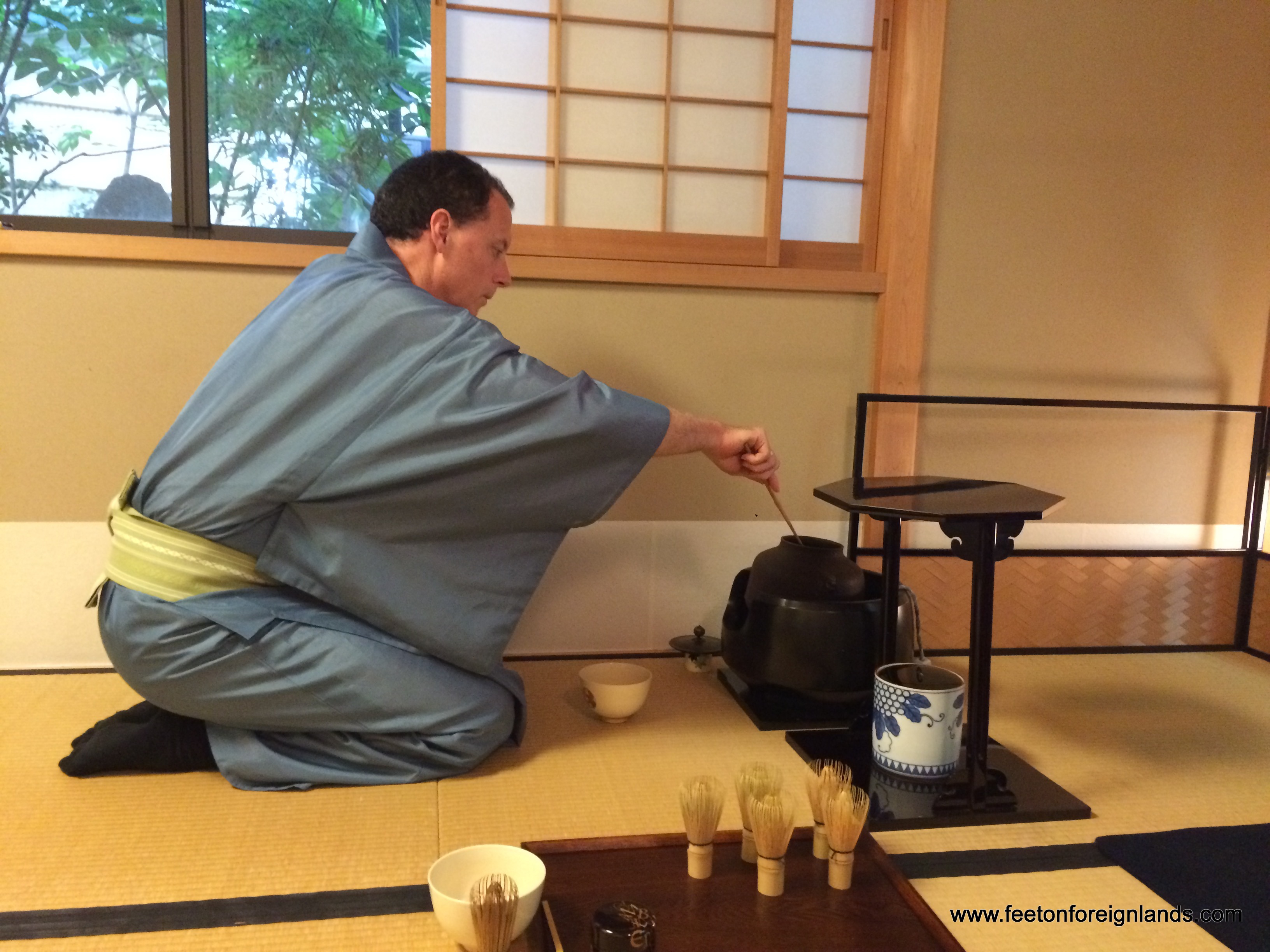 Tea Ceremony Ju-An Kyoto (8) - Feet on Foreign Lands